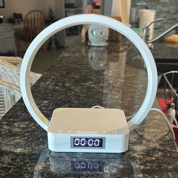 cylo liv | Accents | Modern White Led Ring Clock With 3 Light Settings ...